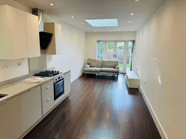 Woodfield Avenue, London SW16, 3 bed semi detached house to rent, £2,700 pcm | PrimeLocation