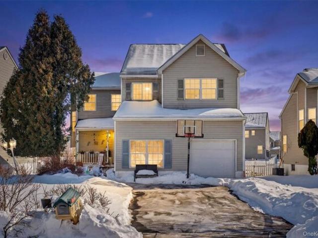 Woodfield Dr, Washingtonville, Home For Sale