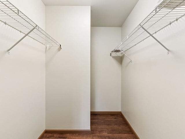 Woodfield Heights Apartments 3 Bedroom Apartment for Rent at 120 Cambridge Ave, Waukesha, WI 53188