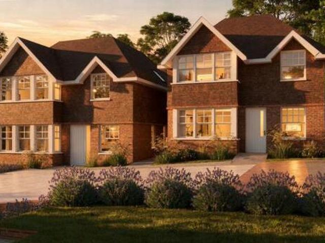 Woodfield Hill, Coulsdon, 4 Bedroom Detached