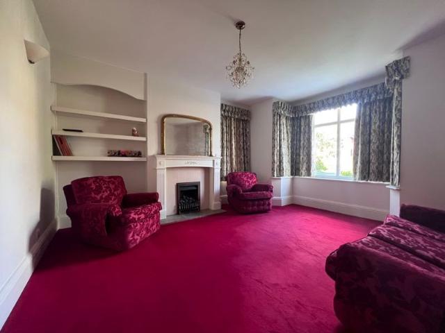 Woodfield Road, Copthorne, Shrewsbury, SY3 8HU