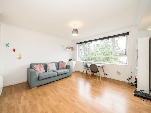 Woodfield Road, Ealing W5, 1 bed flat to rent, £1,625 pcm | PrimeLocation