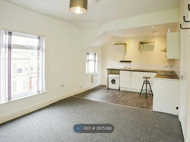 Woodfield Road, Manchester M8, 1 bed flat to rent, £745 pcm | PrimeLocation
