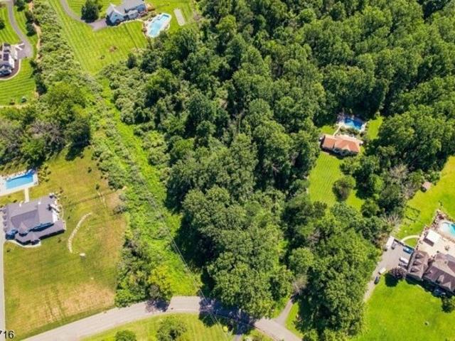 Woodfield Rd, Green Township, Plot For Sale