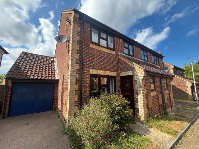 Woodhouse Close, Sheringham NR26, 3 bed property to rent, £1,100 pcm | PrimeLocation