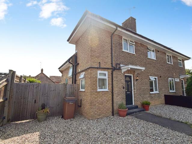 Woodhouse Lane, Broomfield CM1, 3 bed semi detached house to rent, £1,800 pcm | PrimeLocation