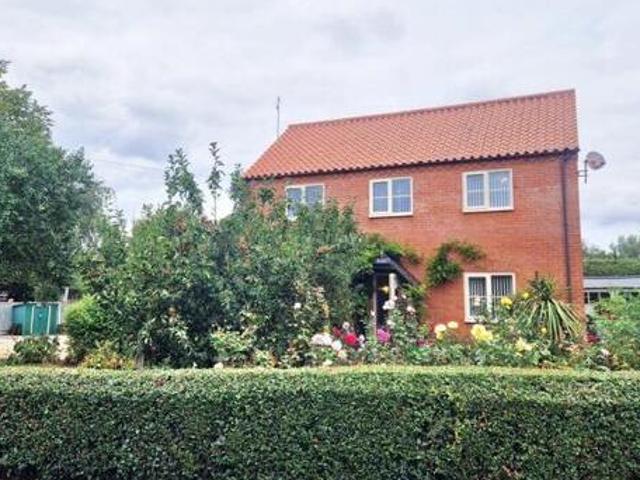 Woodhouse Road, Norwell, 4 Bedroom Detached