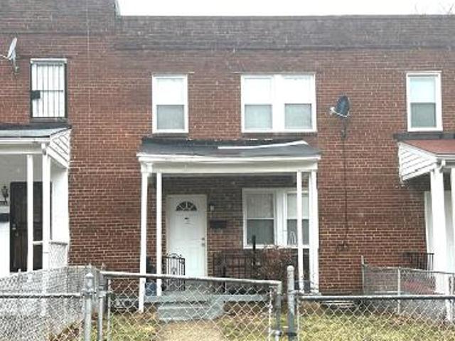 Woodhaven Ave
