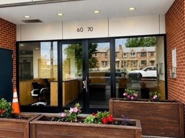 Woodhaven Blvd Unit I, Elmhurst, Condo For Sale