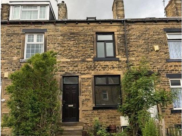 Woodhall Terrace, Bradford BD3, 3 bed terraced house to rent, £1,045 pcm | PrimeLocation