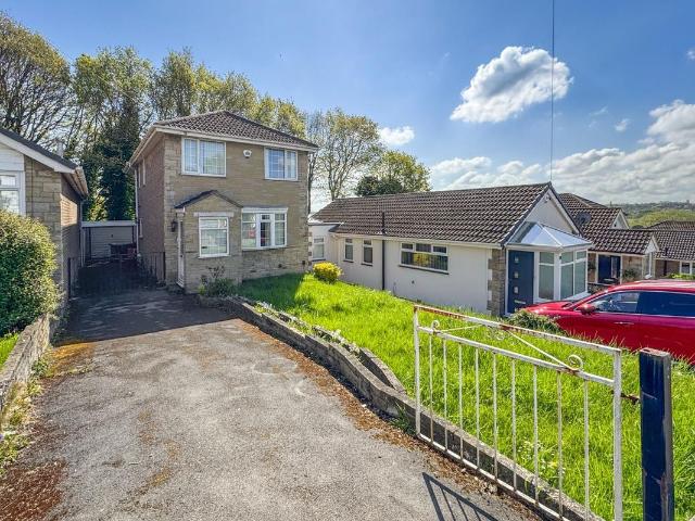 Woodhall Drive, Leeds LS5, 3 bed detached house to rent, £1,350 pcm | PrimeLocation