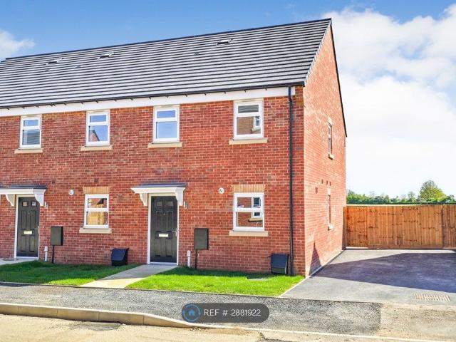 Woodhall Lane, Newark NG24, 3 bed end terrace house to rent, £1,200 pcm | PrimeLocation
