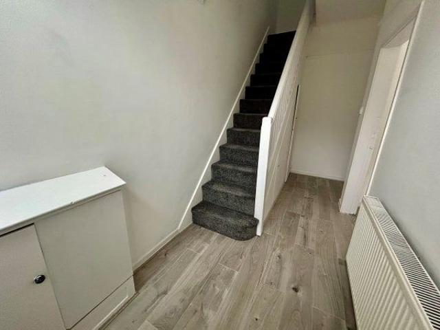 Woodhall Road, L13 3EF