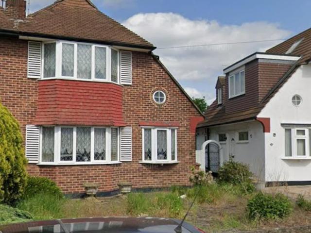 Woodham Road, London SE6, 4 bed property to rent, £3,000 pcm | PrimeLocation