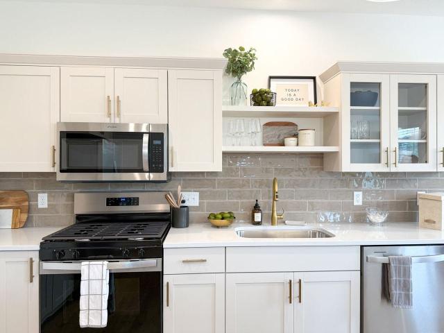 Woodhelm Townhomes 2 Bedroom Home for Rent at 11300 Upper 39th Street Cir N, Maplewood, MN 55042 Maplewood Oakdale