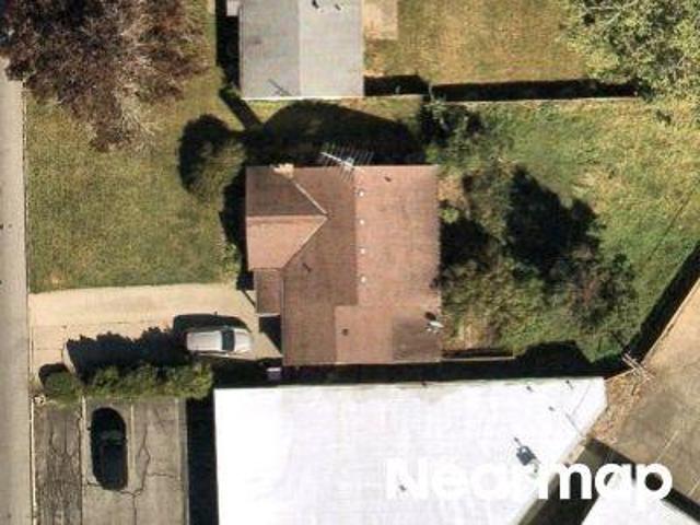 Woodhill Rd