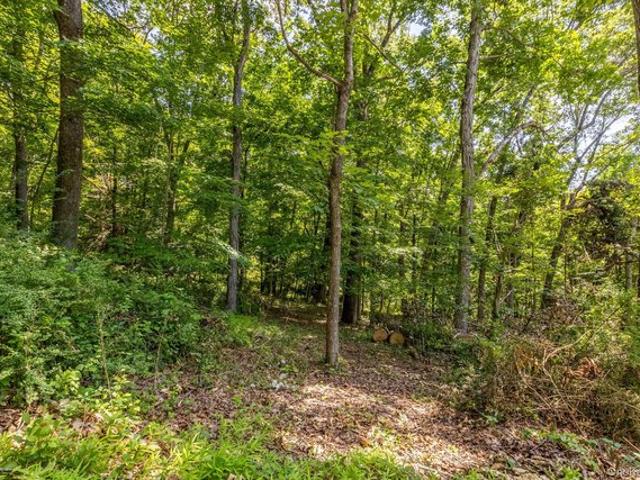 Woodin Ln, Pawling, NY 12564