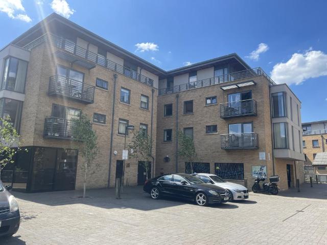 Woodin's Way, Oxford OX1 2 bed apartment to rent £2,950 pcm £681 pw