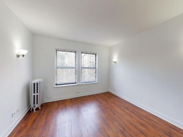 Woodlawn Terrace 2 Bedroom Apartment for Rent at 4726 S Woodlawn Ave, Chicago, IL 60615 Kenwood