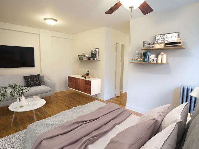 Woodlawn Terrace 2 Bedroom Apartment for Rent at 4726 S Woodlawn Ave, Chicago, IL 60615 Kenwood