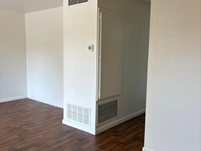 Woodlawn Apartments 1 Bedroom Apartment for Rent at 330 N Juniper St, Escondido, CA 92025 Central Escondido
