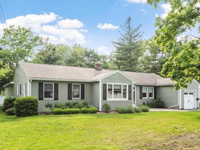 Woodlawn Ave, Chelmsford, Home For Sale