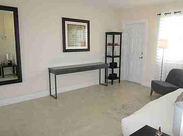 Woodlawn Park 2 Bedroom Apartment for Rent at 1646 18th Avenue North, St. Petersburg, FL 33713