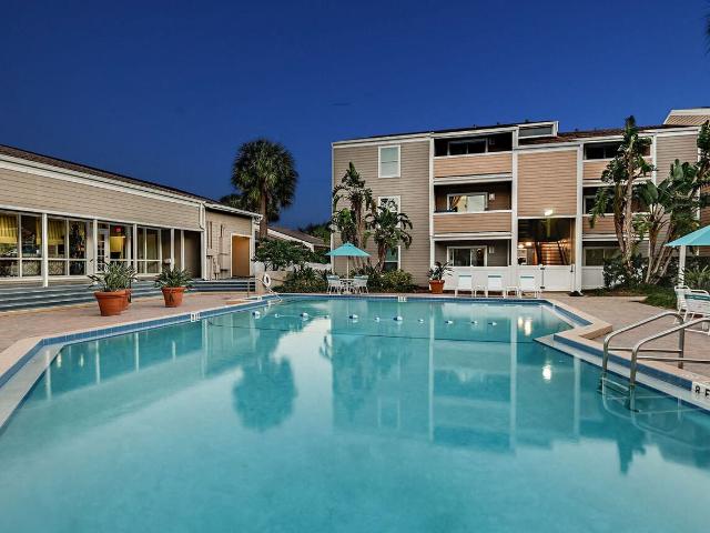 Woodlake Villas 3 Bedroom Apartment for Rent at 720 Conway Rd, Orlando, FL 32807 Lake Underhill