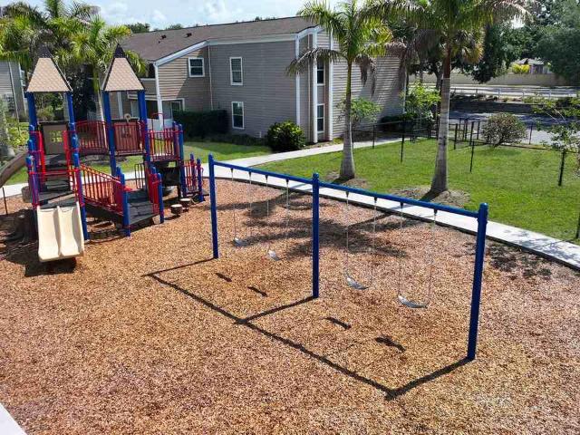 Woodlake Villas Studio Apartment for Rent at 720 Conway Rd, Orlando, FL 32807 Lake Underhill