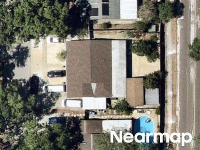Woodlake Pl