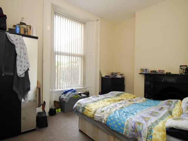 Woodland Terrace, Flat 1, Plymouth PL4, 1 bed flat to rent, £1,131 pcm | PrimeLocation