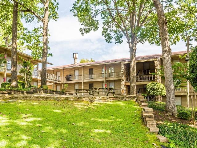 Woodland Terrace 1 Bedroom Apartment for Rent at 1701 Skyline Dr, North Little Rock, AR 72116