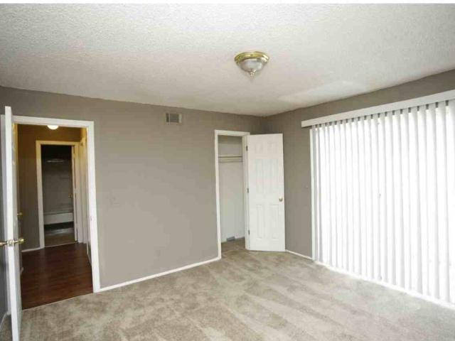 Woodland Trace 1 Bedroom Apartment for Rent at 920 Fontana Ave, Platte City, MO 64079