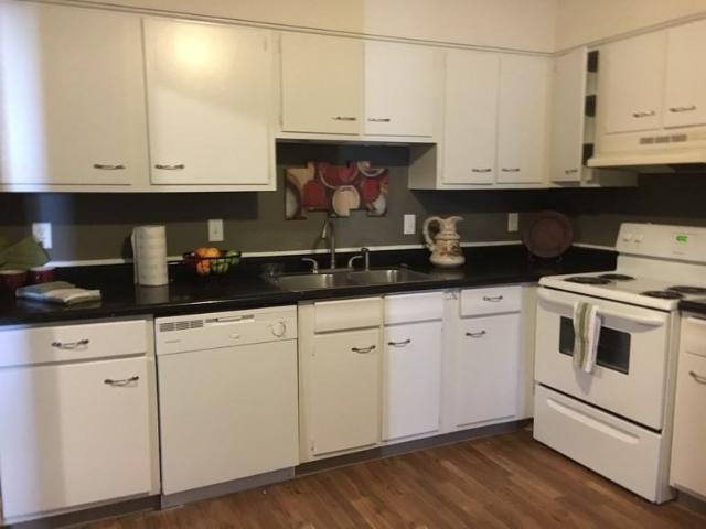 Woodland Trace 2 Bedroom Apartment for Rent at 920 Fontana Ave, Platte City, MO 64079