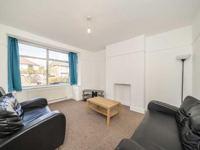 Woodland Way, CR4, London