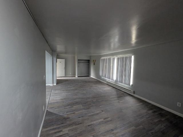 Woodland Arms Apartments 2 Bedroom Apartment for Rent at 22045 W 8 Mile Rd, Detroit, MI 48219 Redford