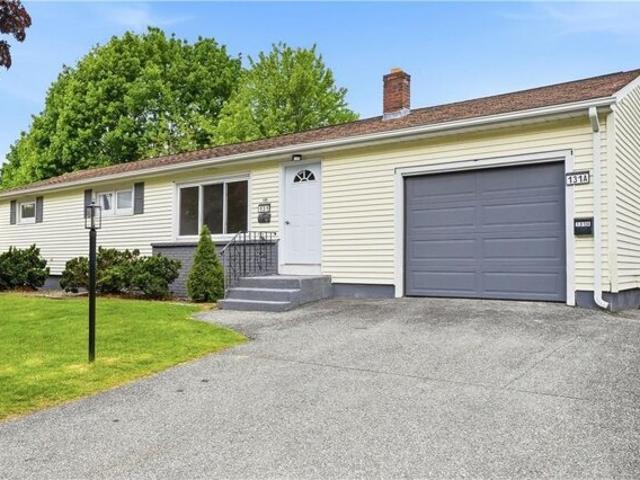 Woodland Ave, Cranston, Home For Sale