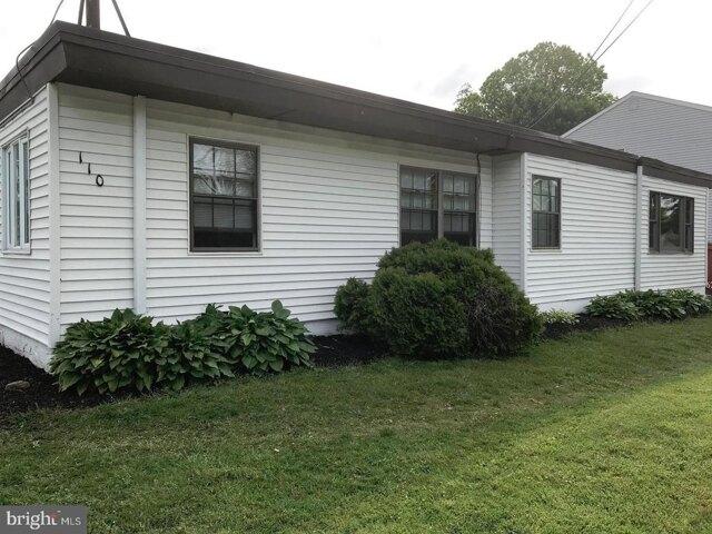 Woodland Ave, Norwood, Home For Sale