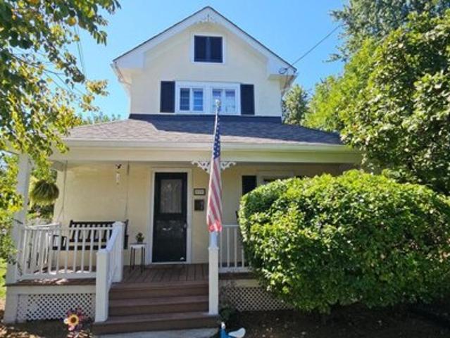 Woodland Ave, Winchester, Home For Sale