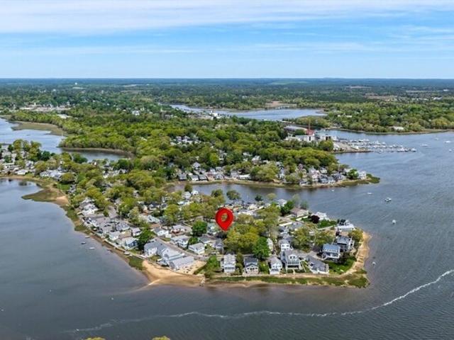 Woodland Cir, Wareham, Home For Sale
