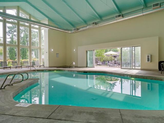 Woodland Commons Studio Apartment for Rent at 13700 Ne 10th Pl, Bellevue, WA 98005 Wilburton NE 8th St