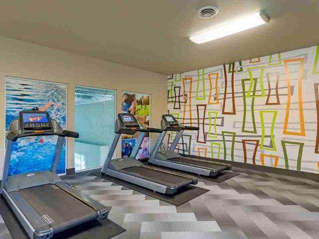 Woodland Commons 2 Bedroom Apartment for Rent at 13700 Ne 10th Pl, Bellevue, WA 98005 Wilburton NE 8th St