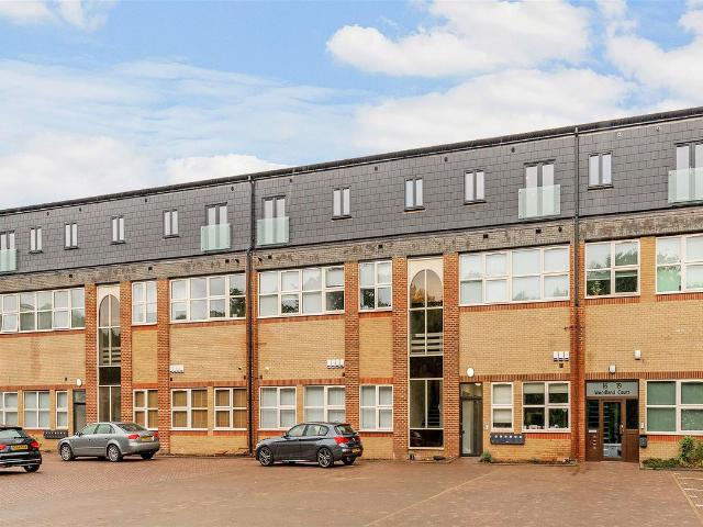 Woodland Court, Soothouse Spring, St Albans, Herts AL3, 1 bed flat to rent, £1,400 pcm | PrimeLocation