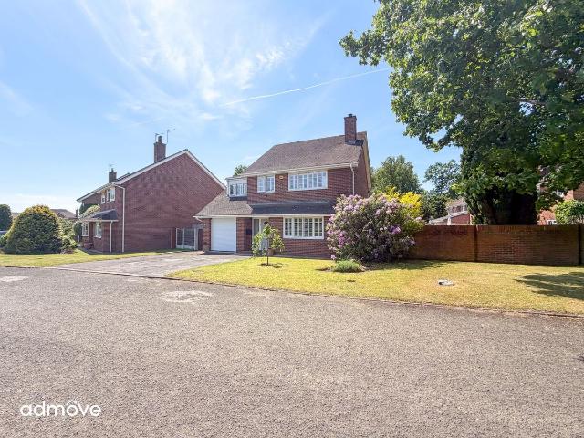 Woodland Close, Chelford SK11, 4 bed detached house to rent, £2,995 pcm | PrimeLocation
