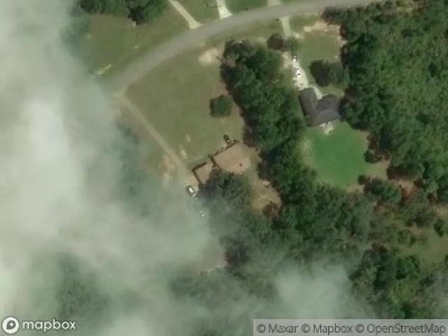 Woodland Dr