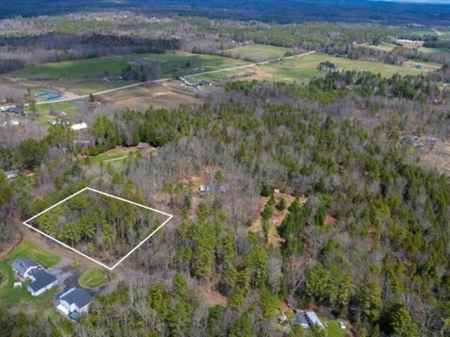 Woodland Dr, West Gardiner, ME 04345
