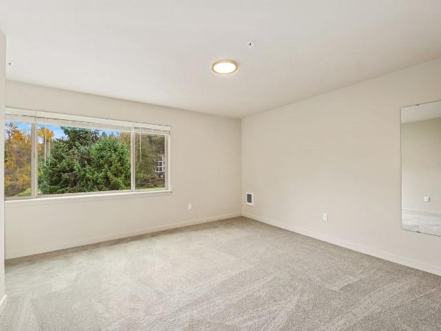 Woodland Estates 1 Bedroom Apartment for Rent at 4821 S Kent Des Moines Rd, Kent, WA 98032