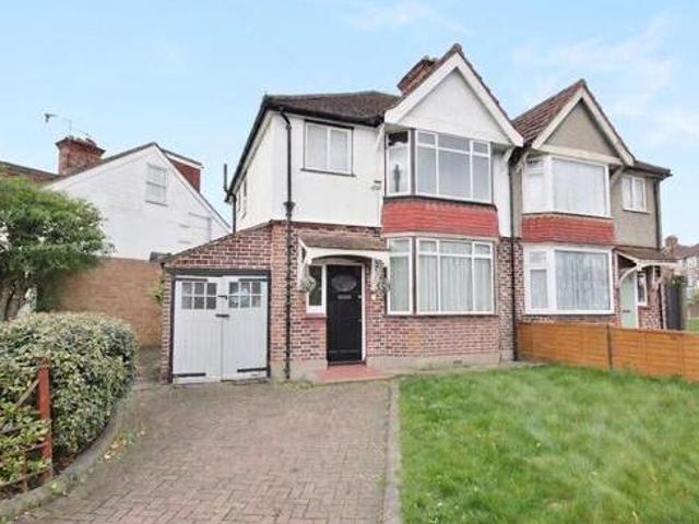 Woodland Gardens, Isleworth, 3 Bedroom Semi detached