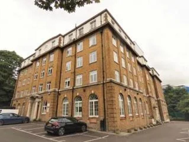 Woodland Heights, Vanbrugh Hill, London, SE3 7UF, United Kingdom | 3 bed apartment for rent #124617164 | Rentberry