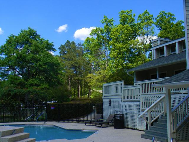 Woodland Park Apartment Homes 2 Bedroom Apartment for Rent at 3047 Pisgah Pl, Greensboro, NC 27455 Natchez Trace